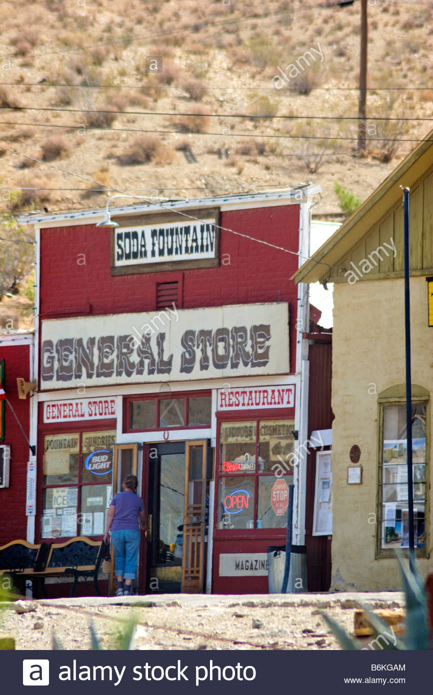 Small Town General Store High Resolution Stock Photography and Images ...