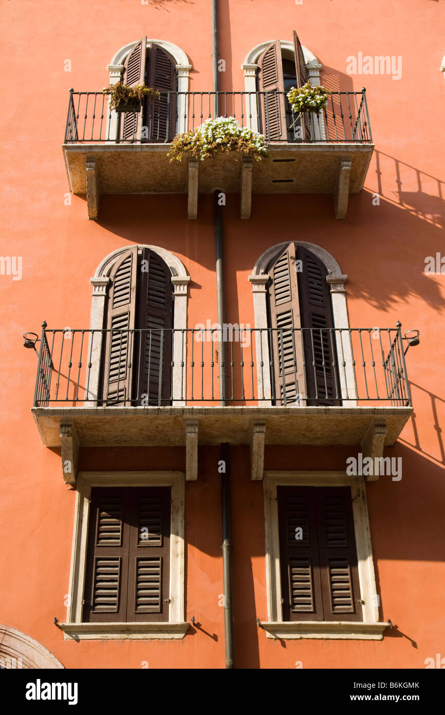 Venetian classic style windows in Verona with balcony. Veneto ', Italy ...