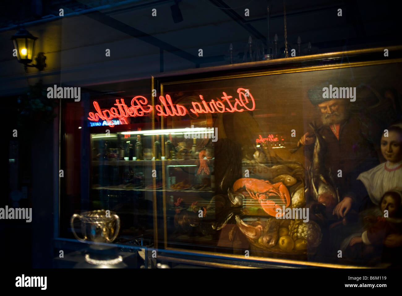 Venice, Italy. neon sign in restaurant window Stock Photo - Alamy