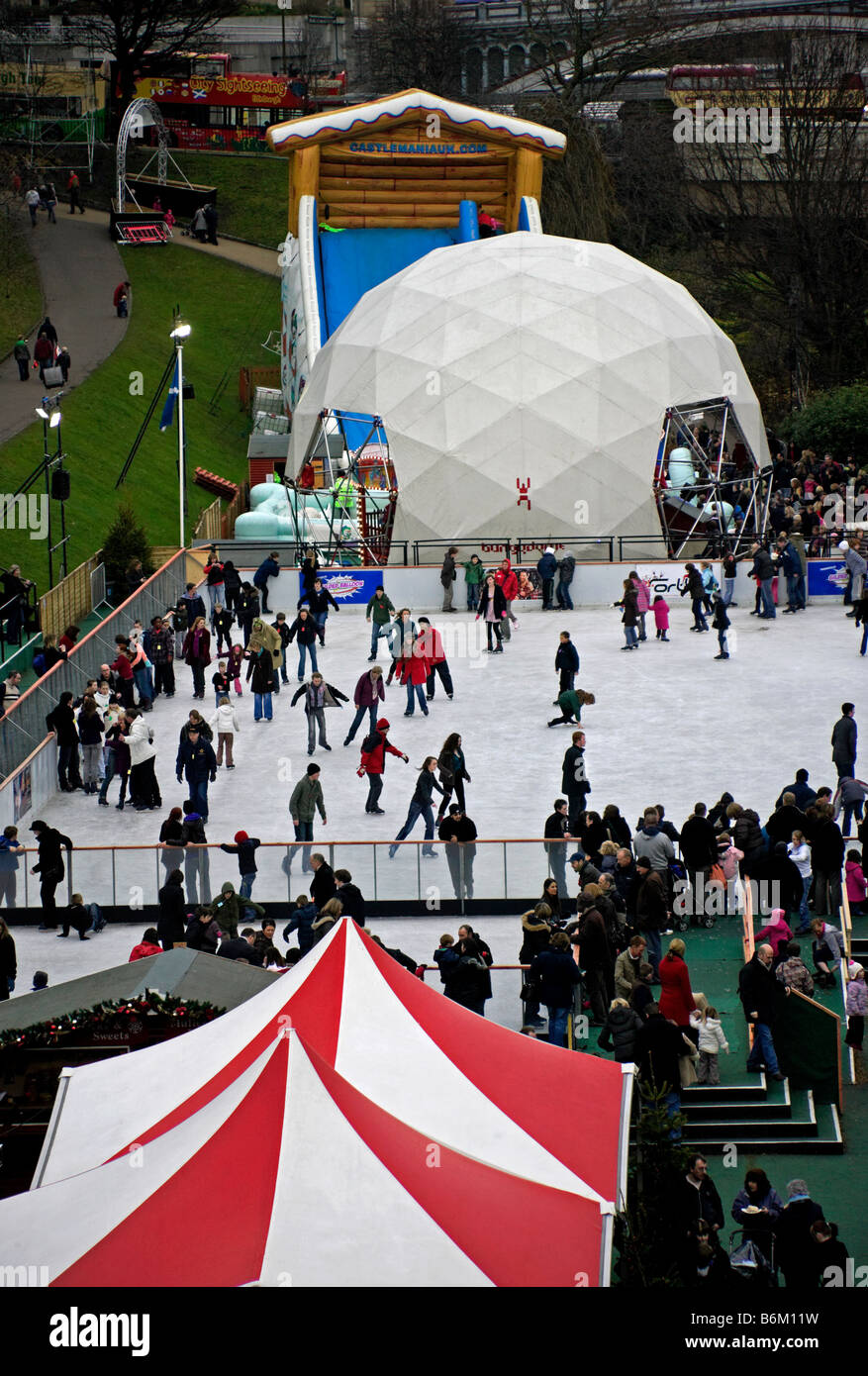 Edinburgh ice rink christmas hi-res stock photography and images - Alamy