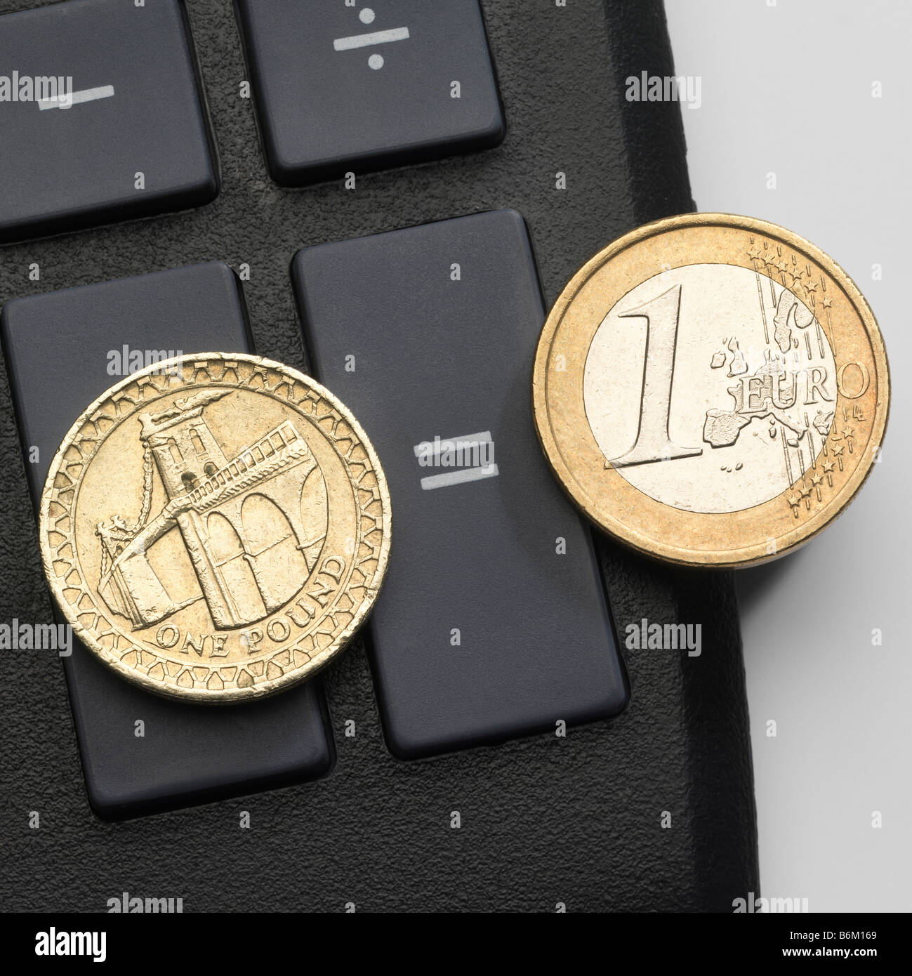 1 Pound equals 1 Euro Stock Photo - Alamy
