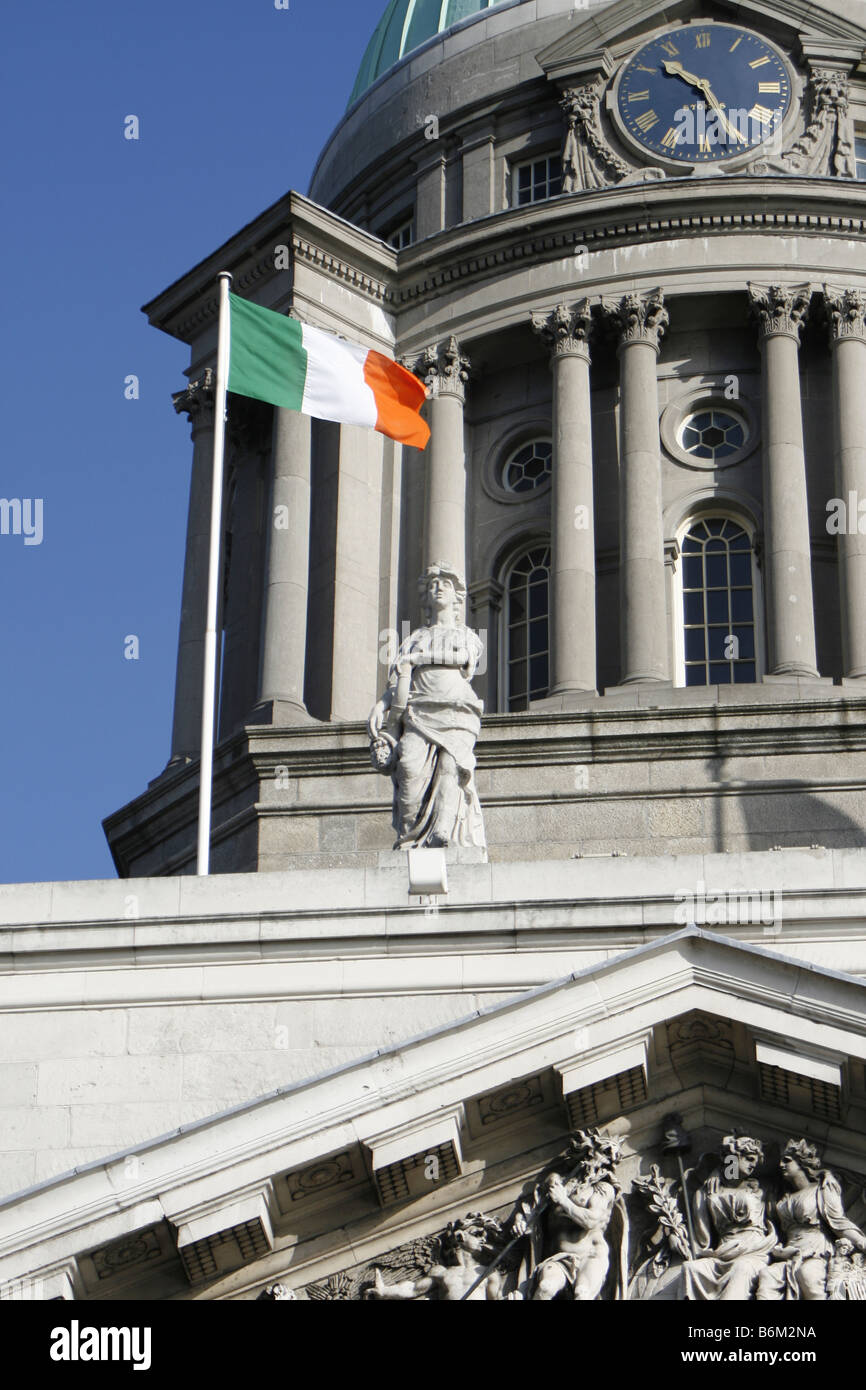 Irish georgian neo classical architecture hi-res stock photography and ...