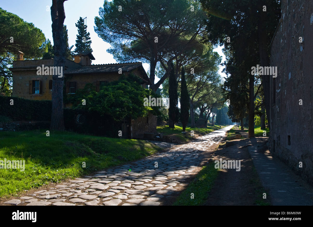 Via appia antica hi-res stock photography and images - Alamy