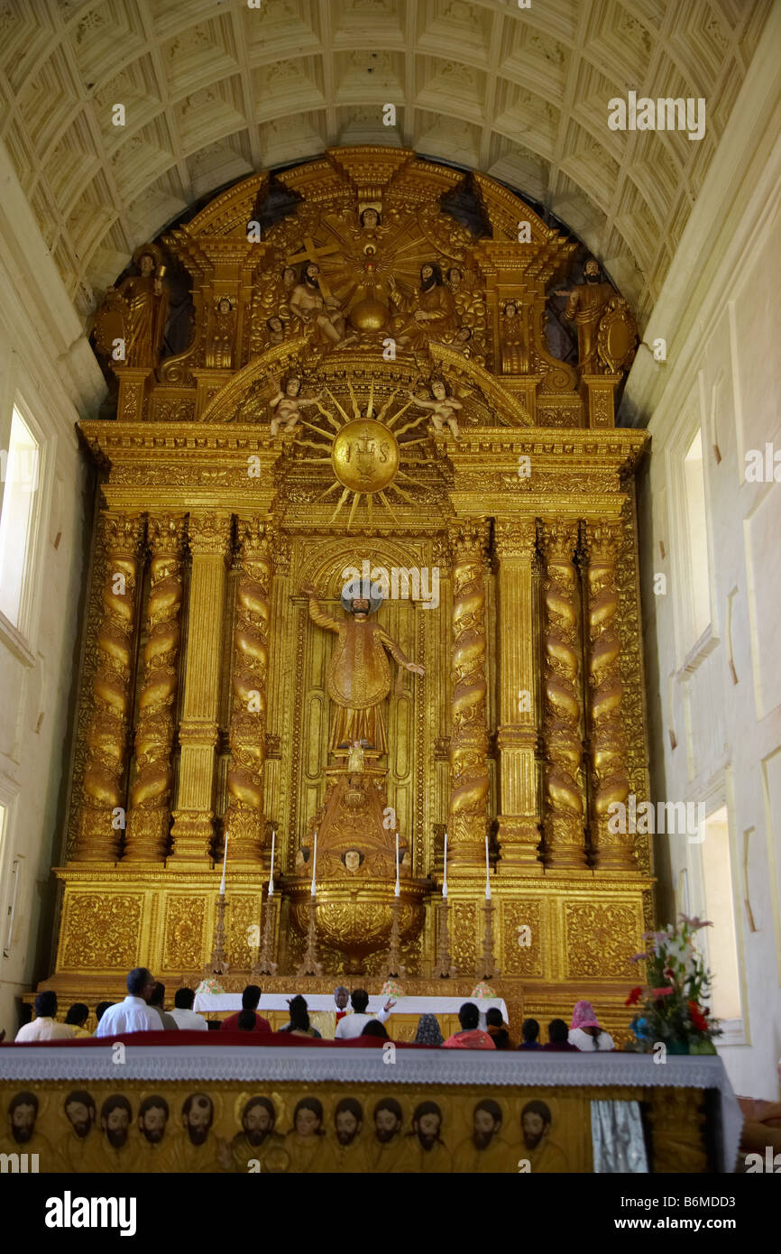 St francis basilica interior goa hi-res stock photography and images ...