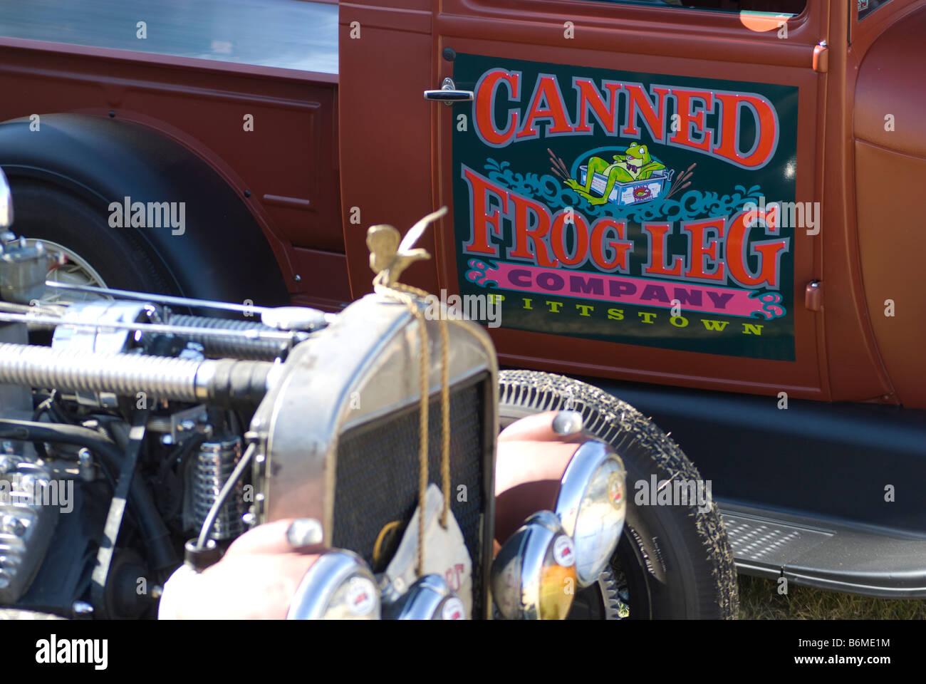 Hot rod sign hi-res stock photography and images - Alamy