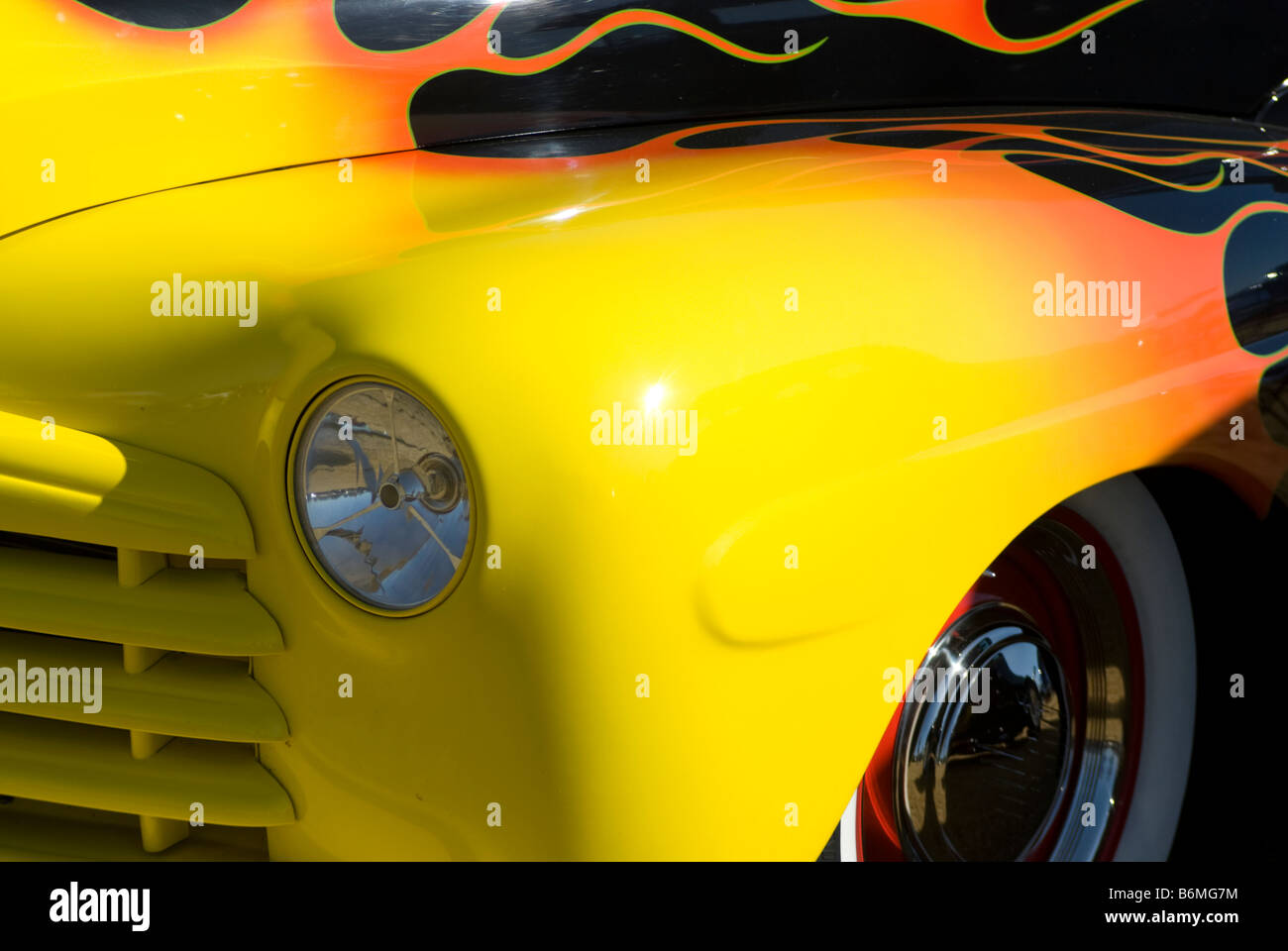 Hot rod flames hi-res stock photography and images - Alamy