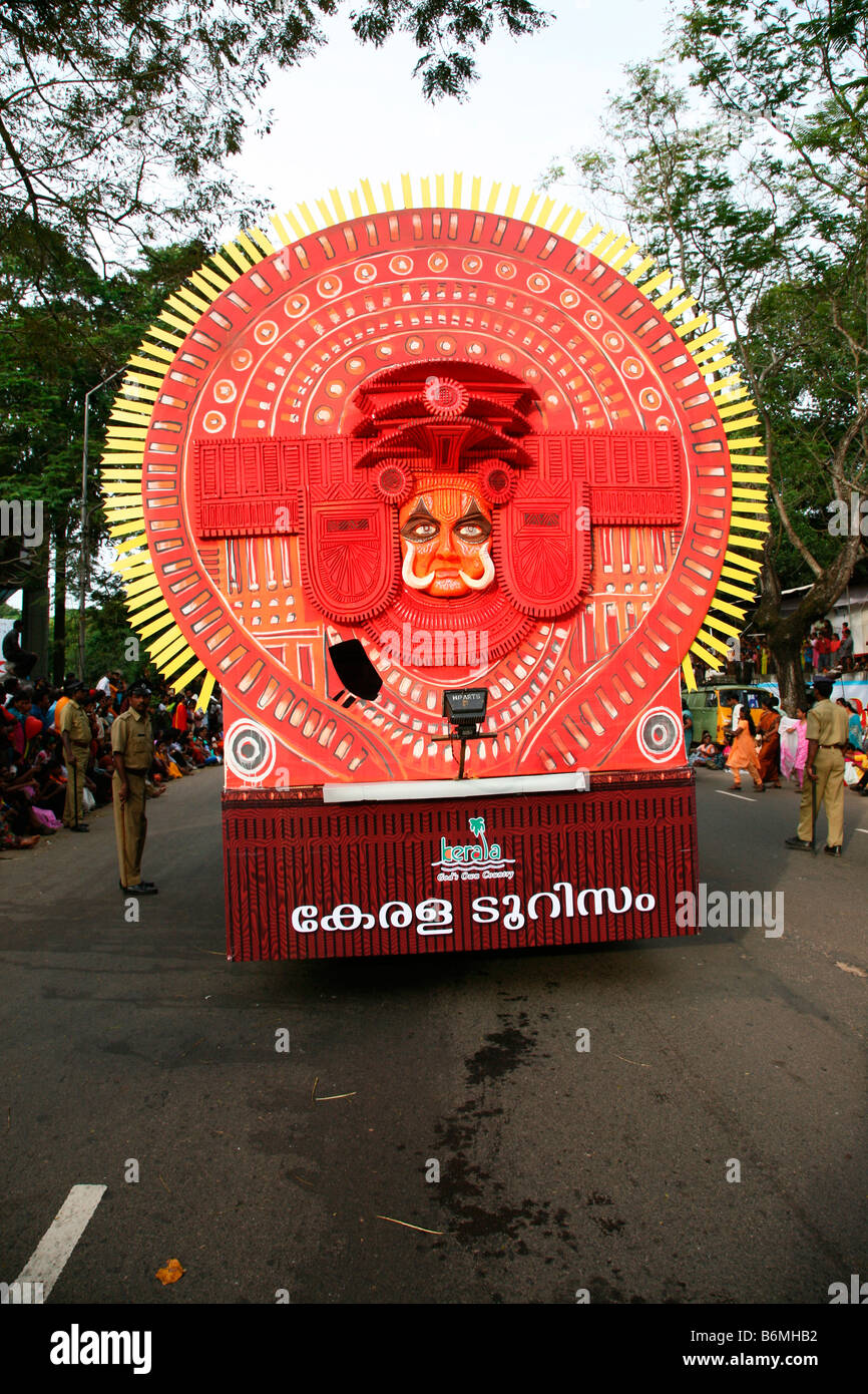 Onam festival in kerala hi-res stock photography and images - Alamy