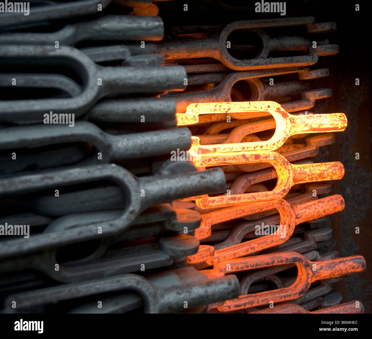 Forged steel manufacturing hi-res stock photography and images - Alamy