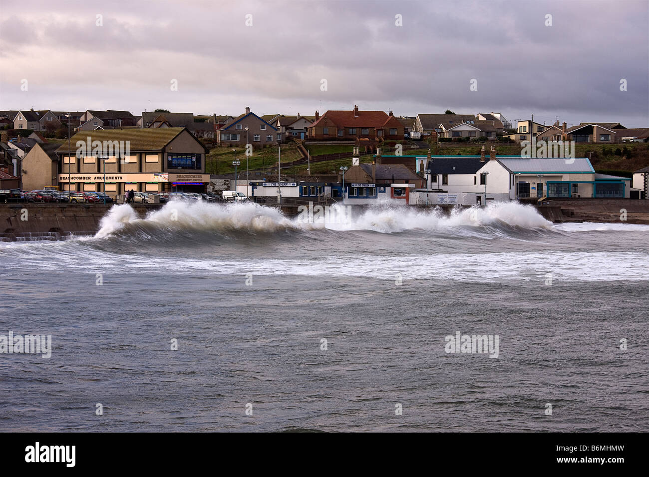 Tide wall hi-res stock photography and images - Alamy
