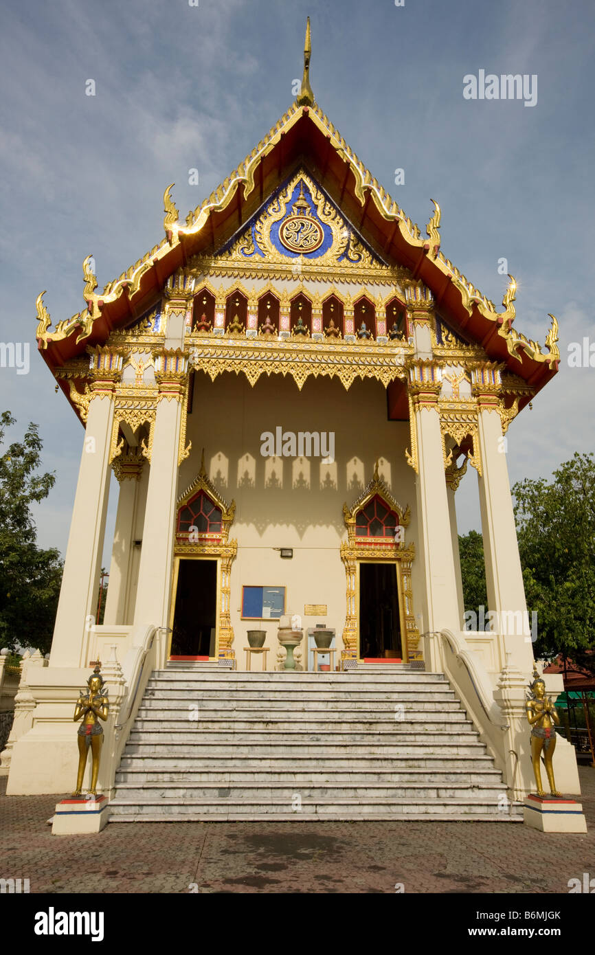 Chetawan temple hi-res stock photography and images - Alamy