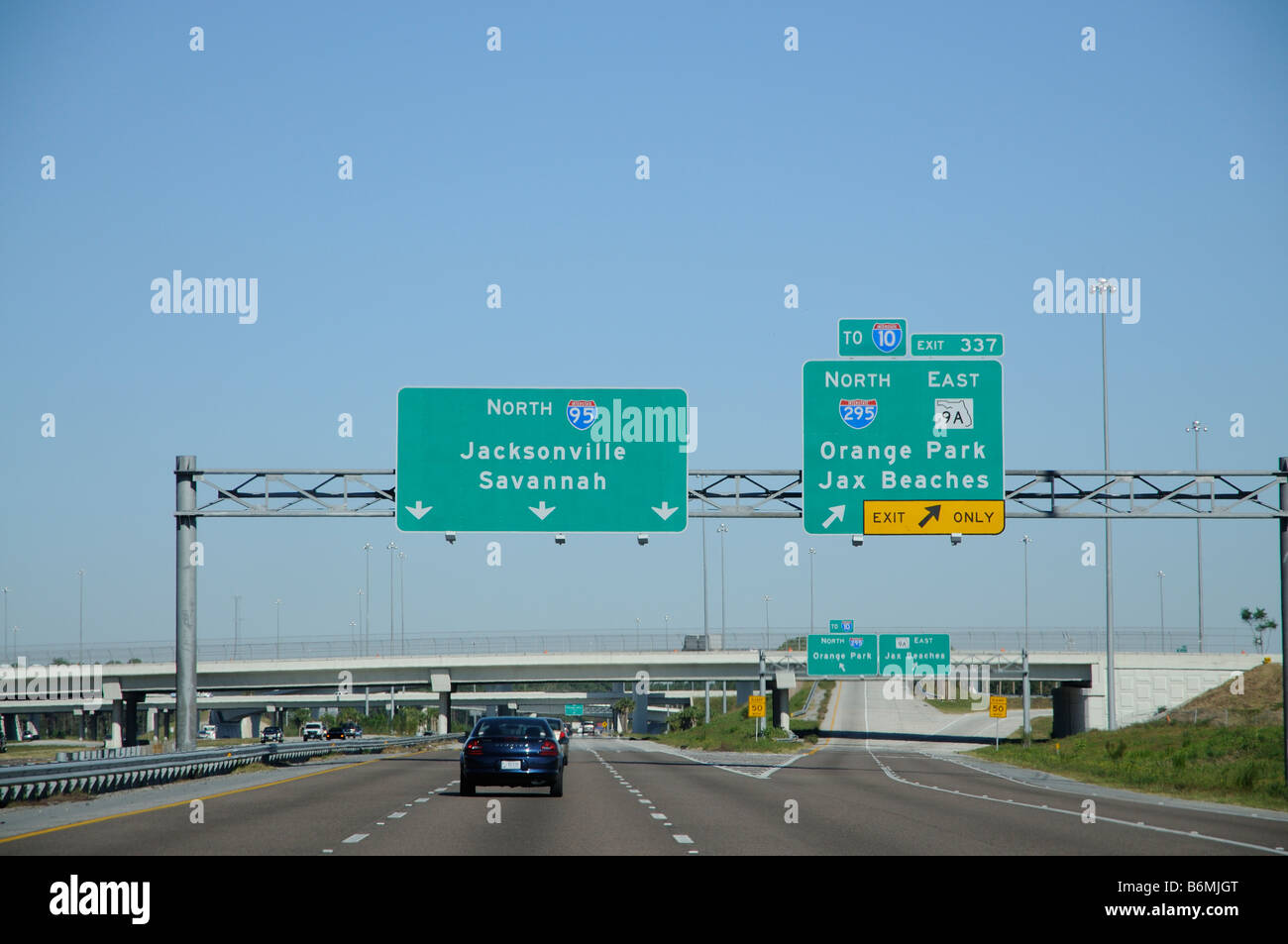 Interstate highway signs hi-res stock photography and images - Alamy