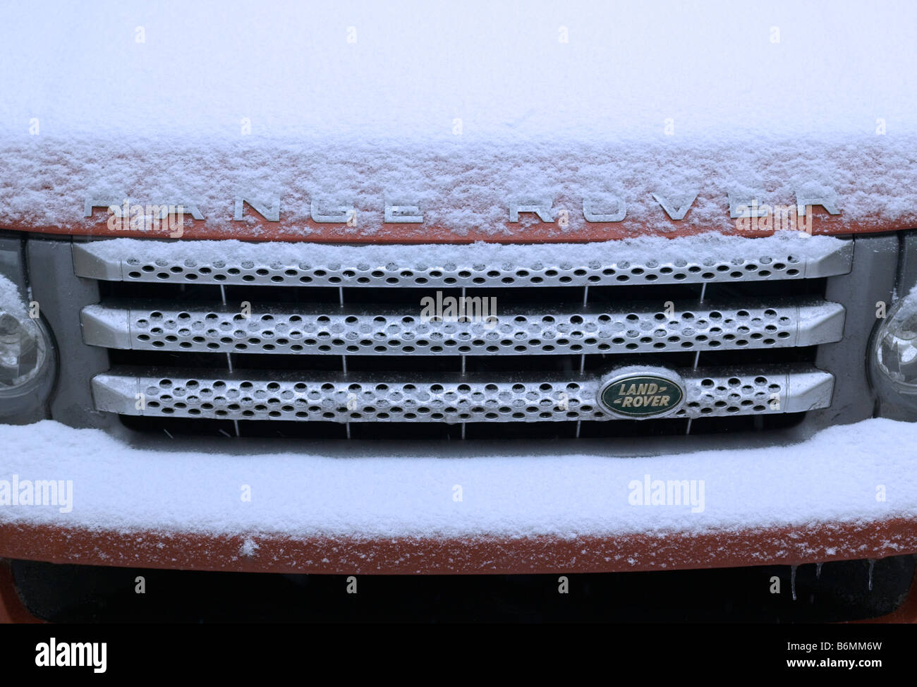 Range Rover Sport front view frozen Stock Photo - Alamy