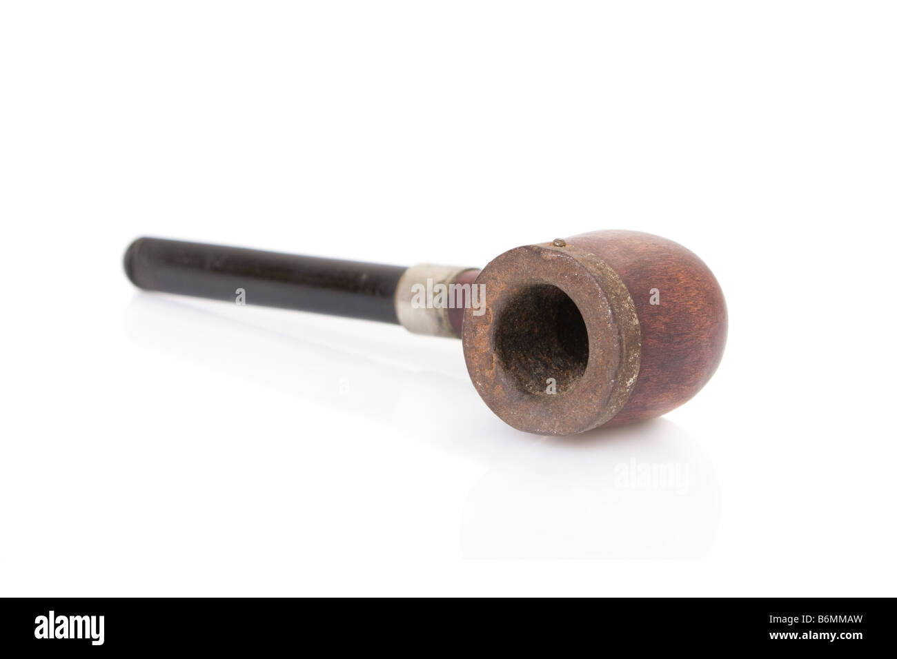 Tobacco pipe wooden old aged used worn hi-res stock photography and ...