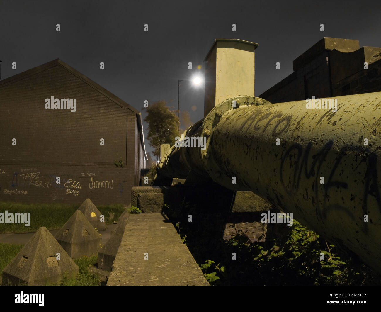 Oil pump jack underground hi-res stock photography and images - Alamy