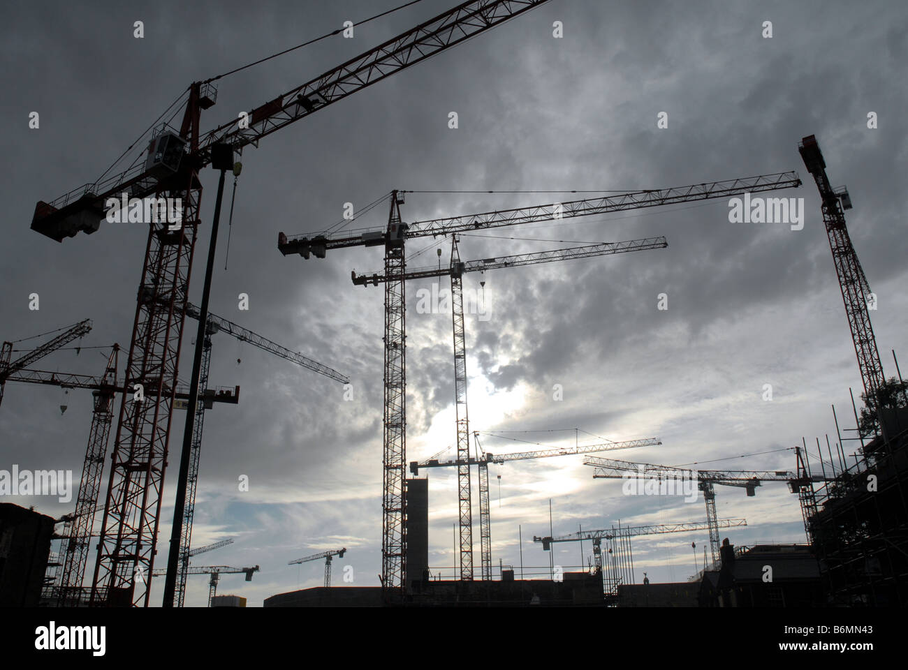 Liverpool One retail construction site. Silhouetted cranes Stock Photo ...
