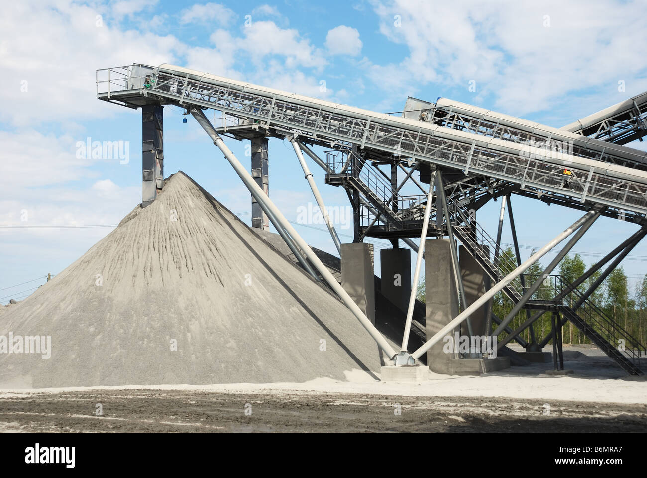 Crushed stone production hi-res stock photography and images - Alamy
