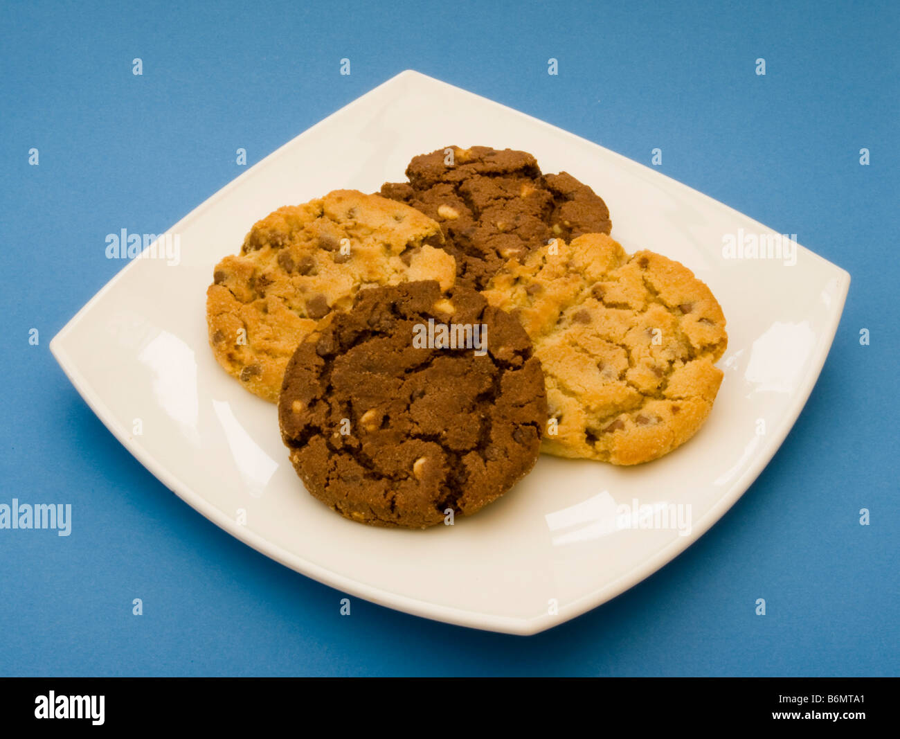 Four chocolate chip cookies hi-res stock photography and images - Alamy