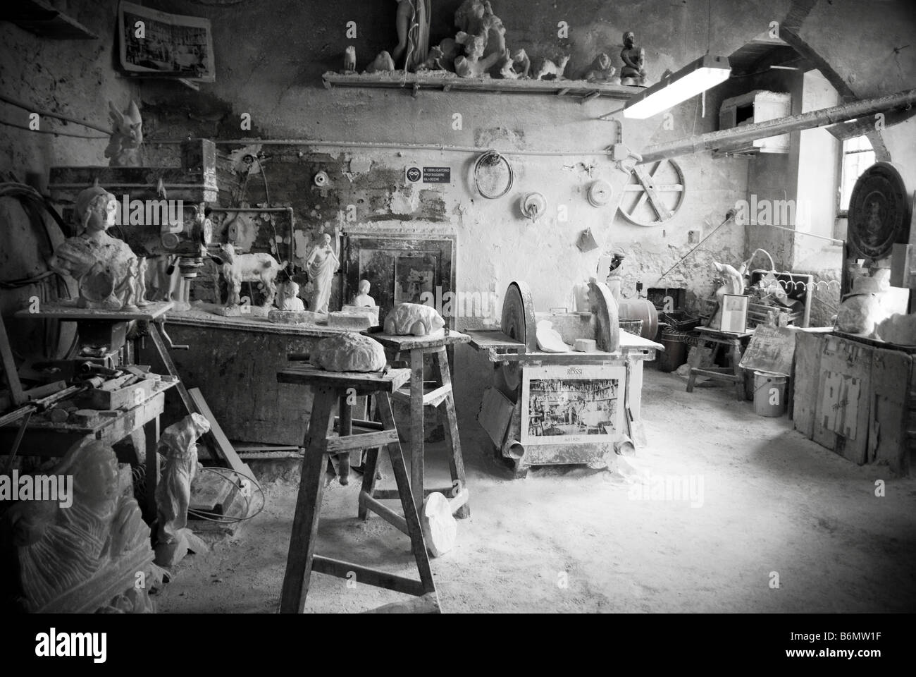 Alabaster workshop in Volterra Tuscany Italy Stock Photo - Alamy