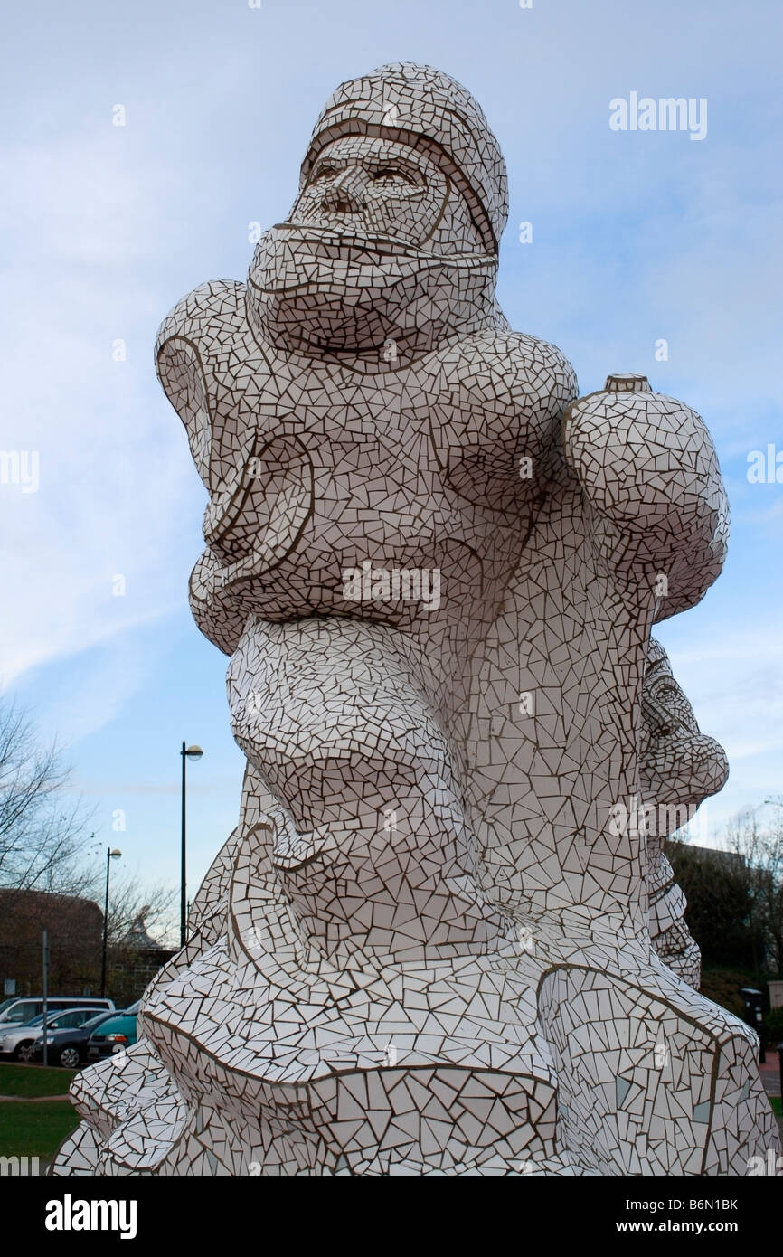 Captain scott memorial cardiff bay hi-res stock photography and images ...