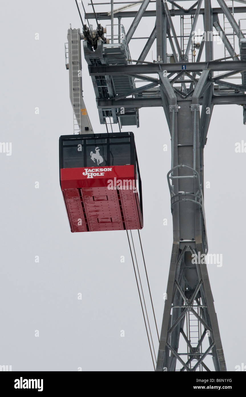 Aerial tram tower hi-res stock photography and images - Alamy