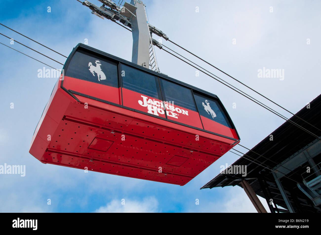 Jackson Hole Aerial Tram up Rendezvous Mountain, Jackson Hole Mountain ...