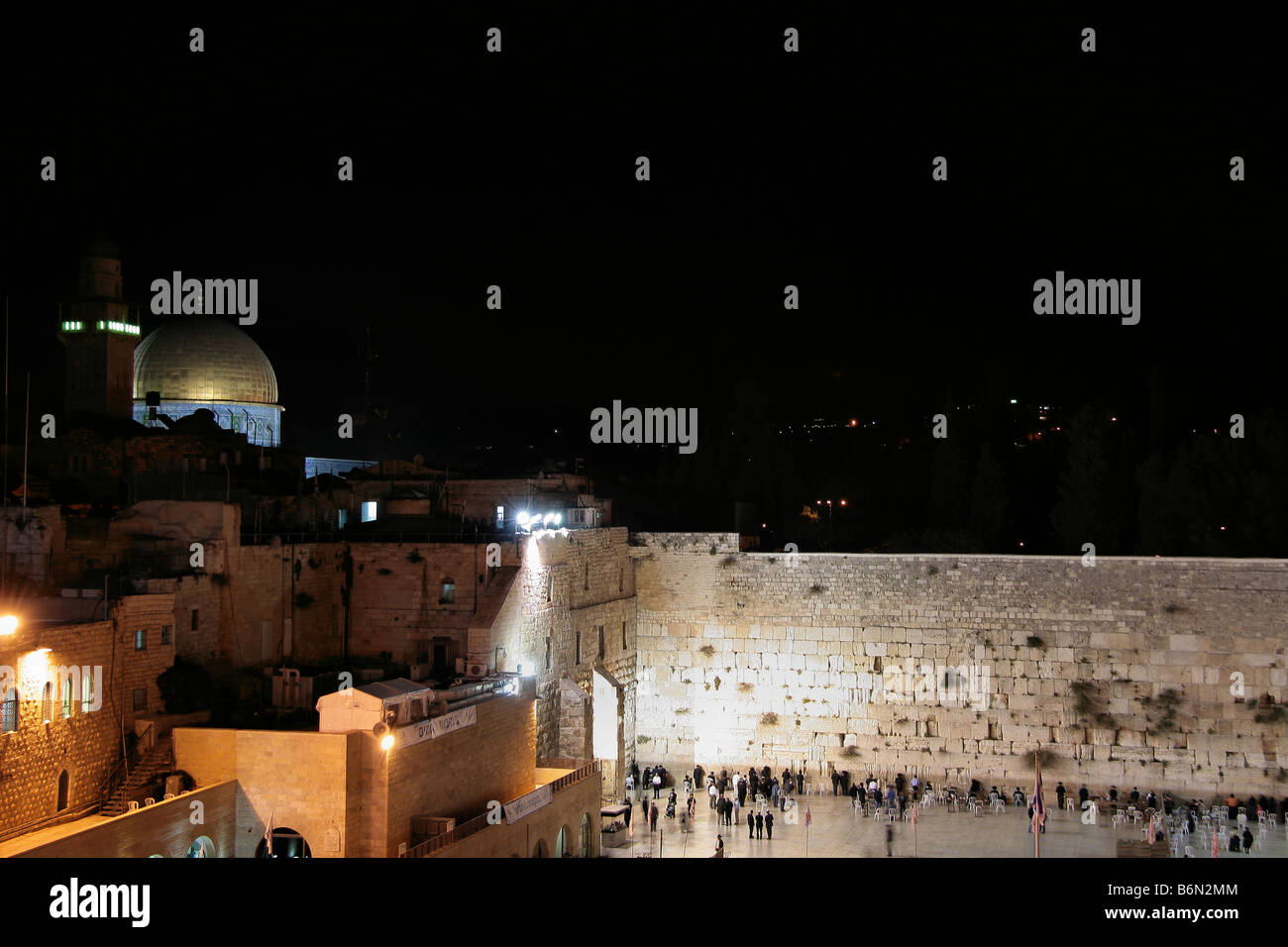 The Temple Mount in Jerusalem at night Stock Photo - Alamy