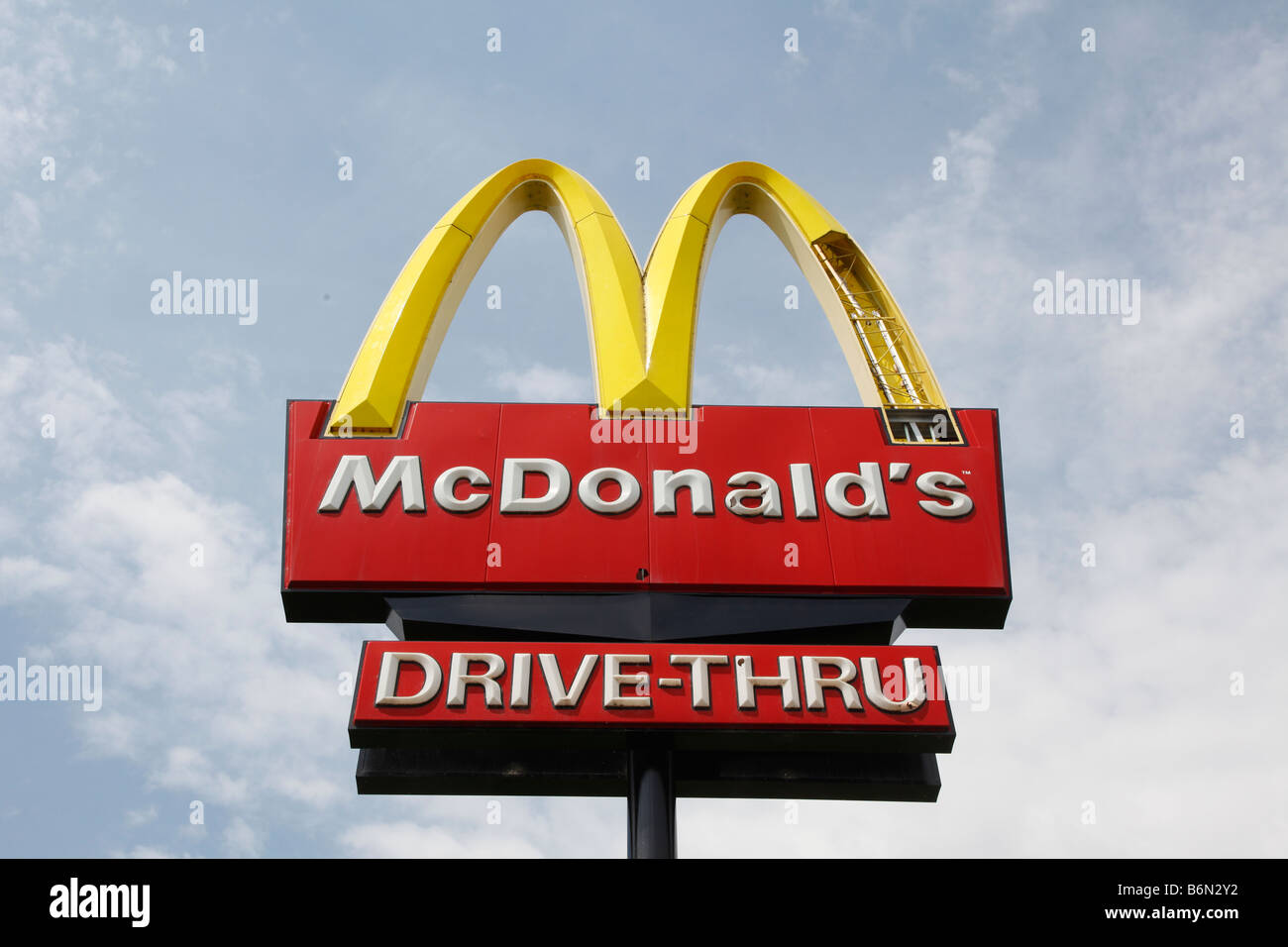 Golde Arch, MacDonald's Drive-Thru road sign,Grafton,New South Wales ...