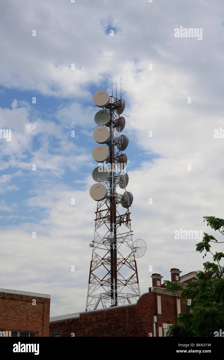 Communications transmission hi-res stock photography and images - Alamy
