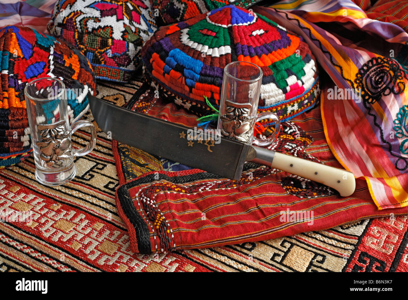 Uzbek souvenirs textile uzbekistan hi-res stock photography and images ...