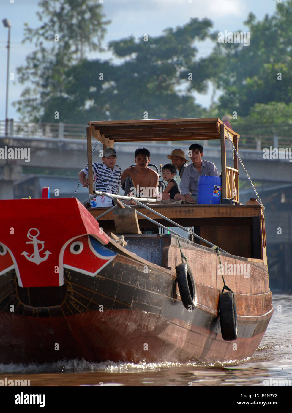 Vietnam tourist family hi-res stock photography and images - Alamy