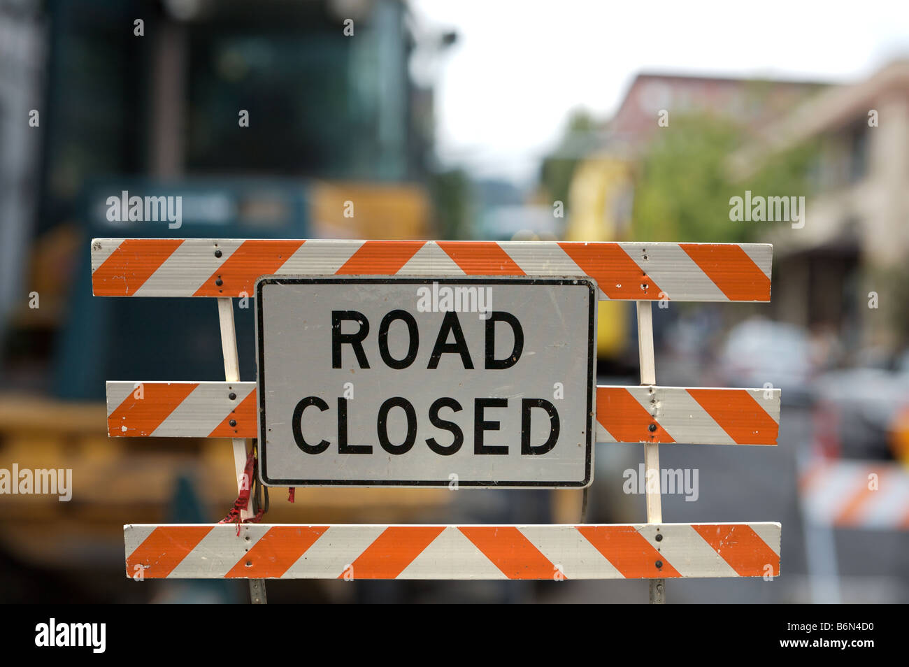 road closed traffic sign Stock Photo - Alamy