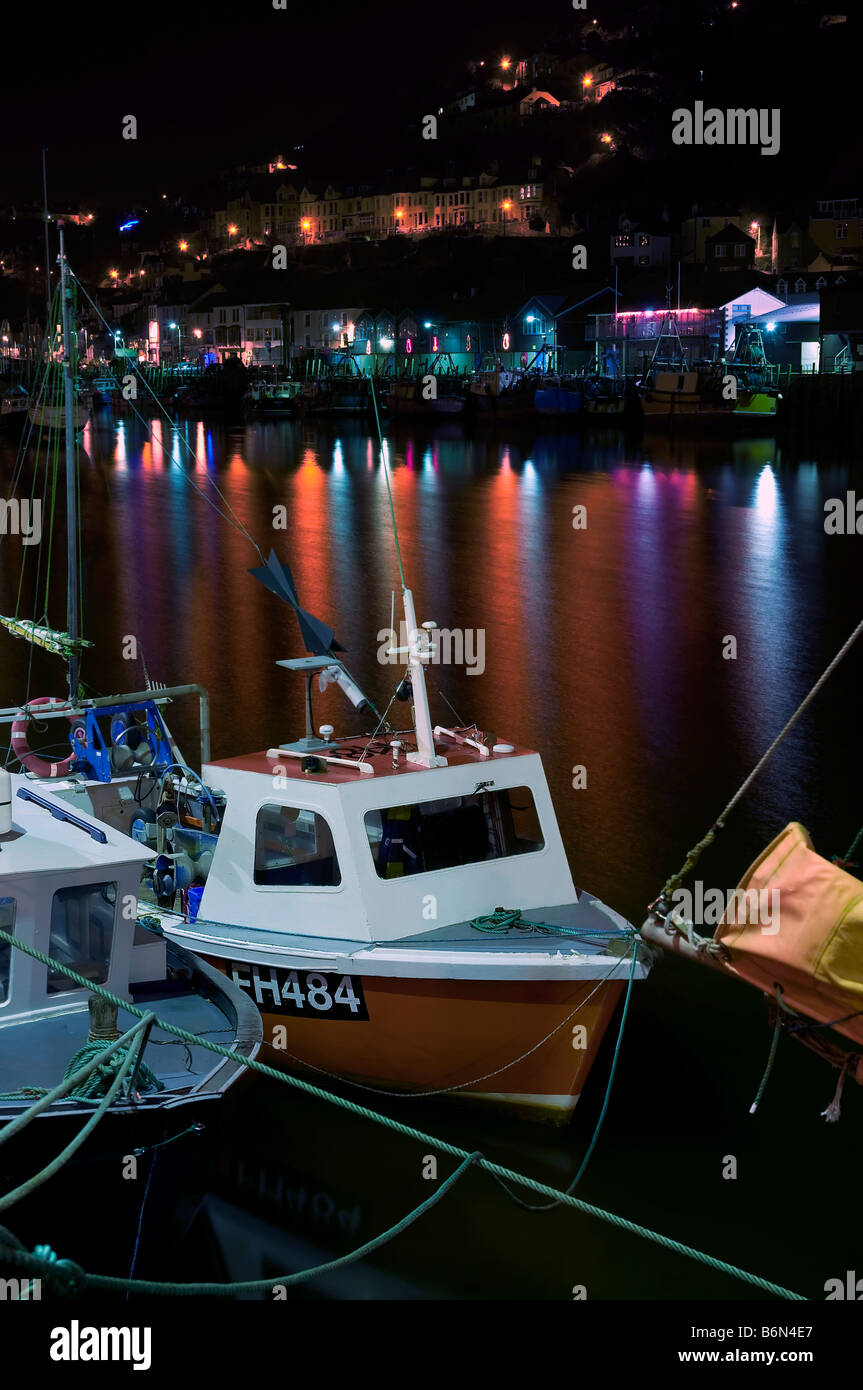 Looe Cornwall at night Stock Photo - Alamy