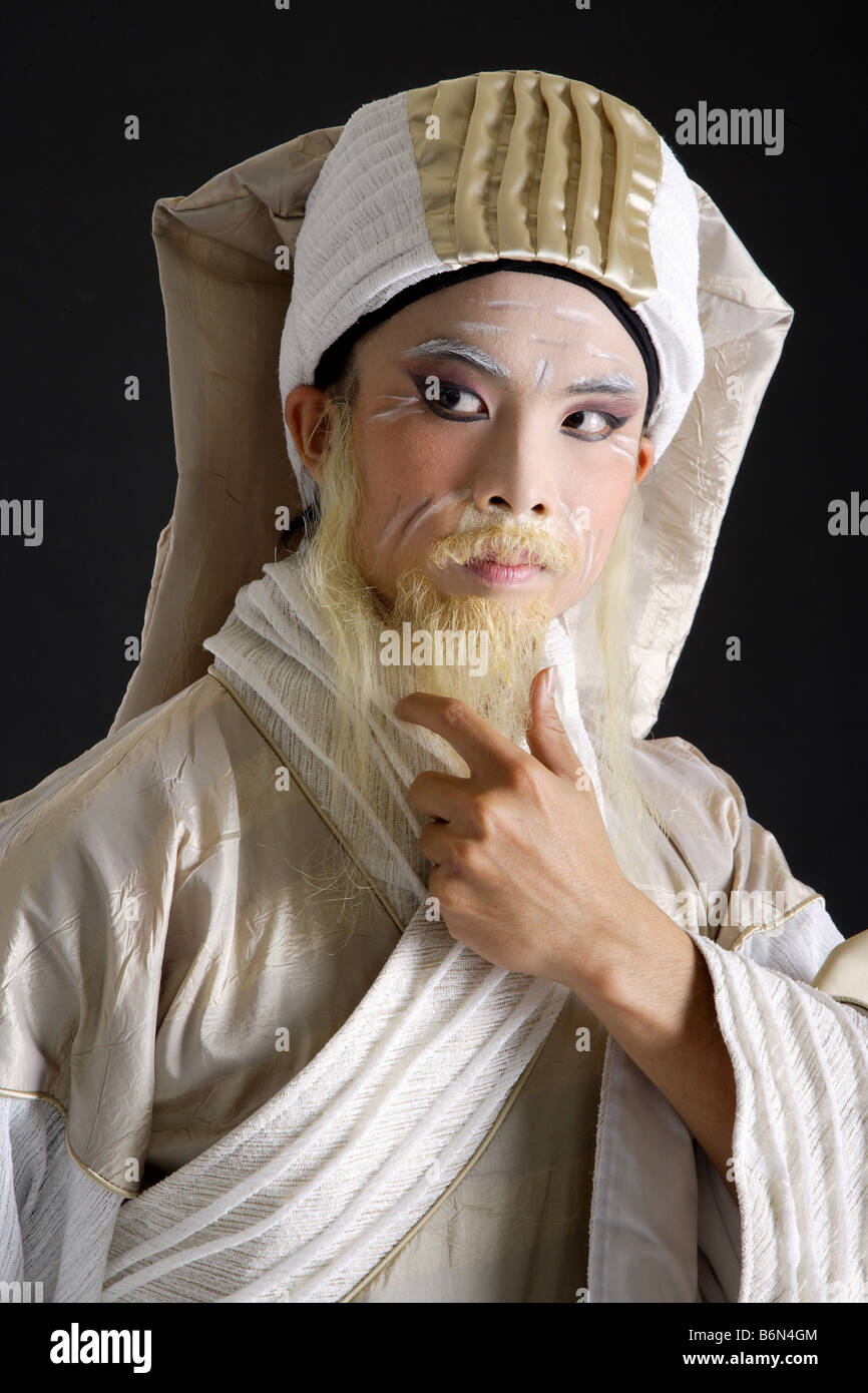 Chinese traditional opera character posing Stock Photo - Alamy