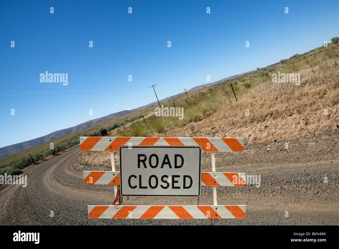 road closed traffic sign Stock Photo - Alamy