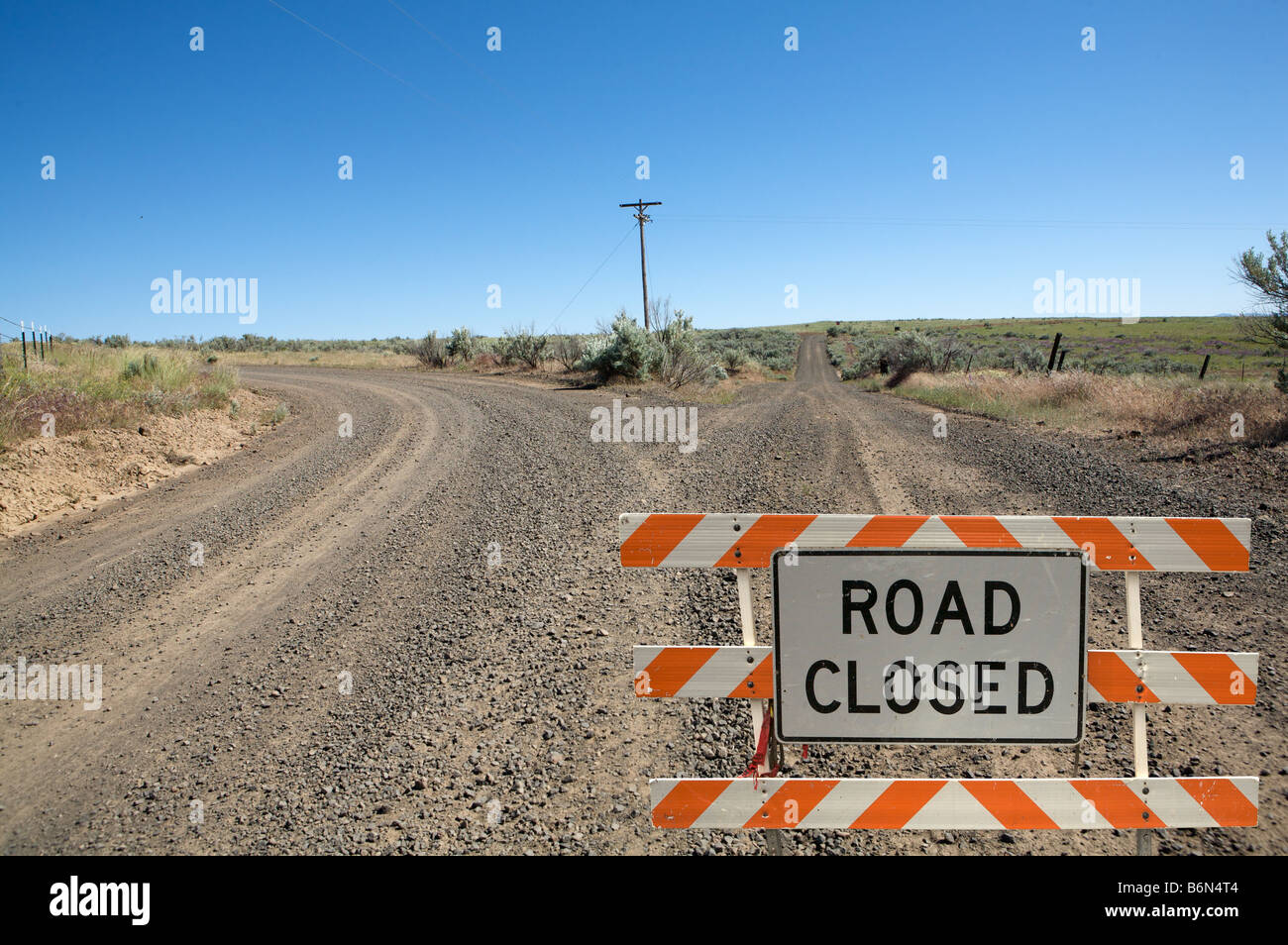road closed traffic sign Stock Photo - Alamy