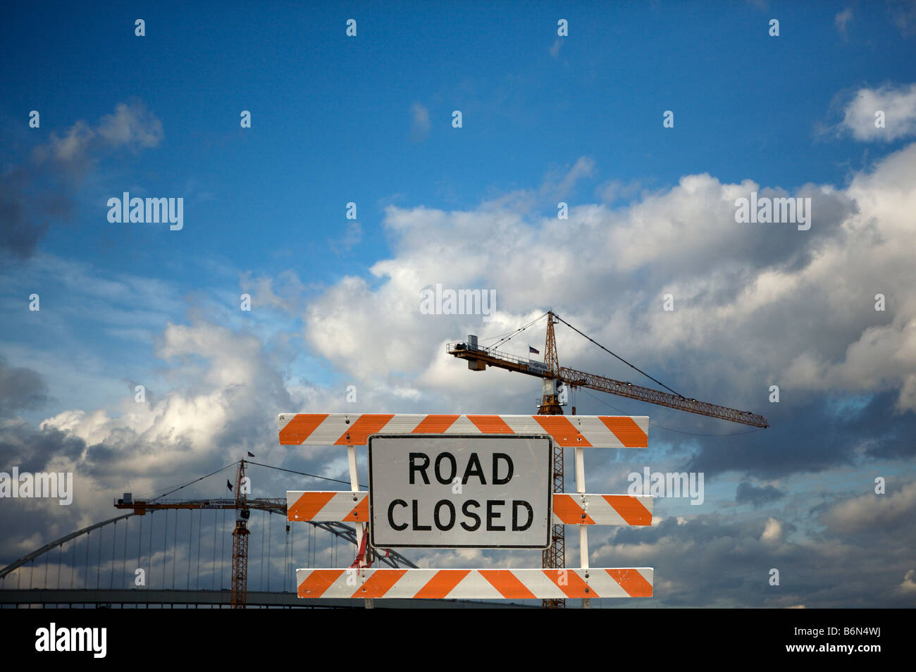 road closed traffic sign Stock Photo - Alamy