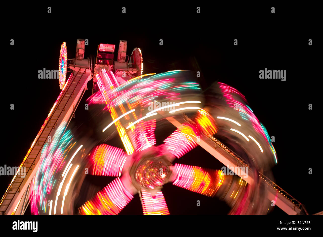 Spinning, Girating , Lighted Amusement Ride, Night Time, North Georgia ...