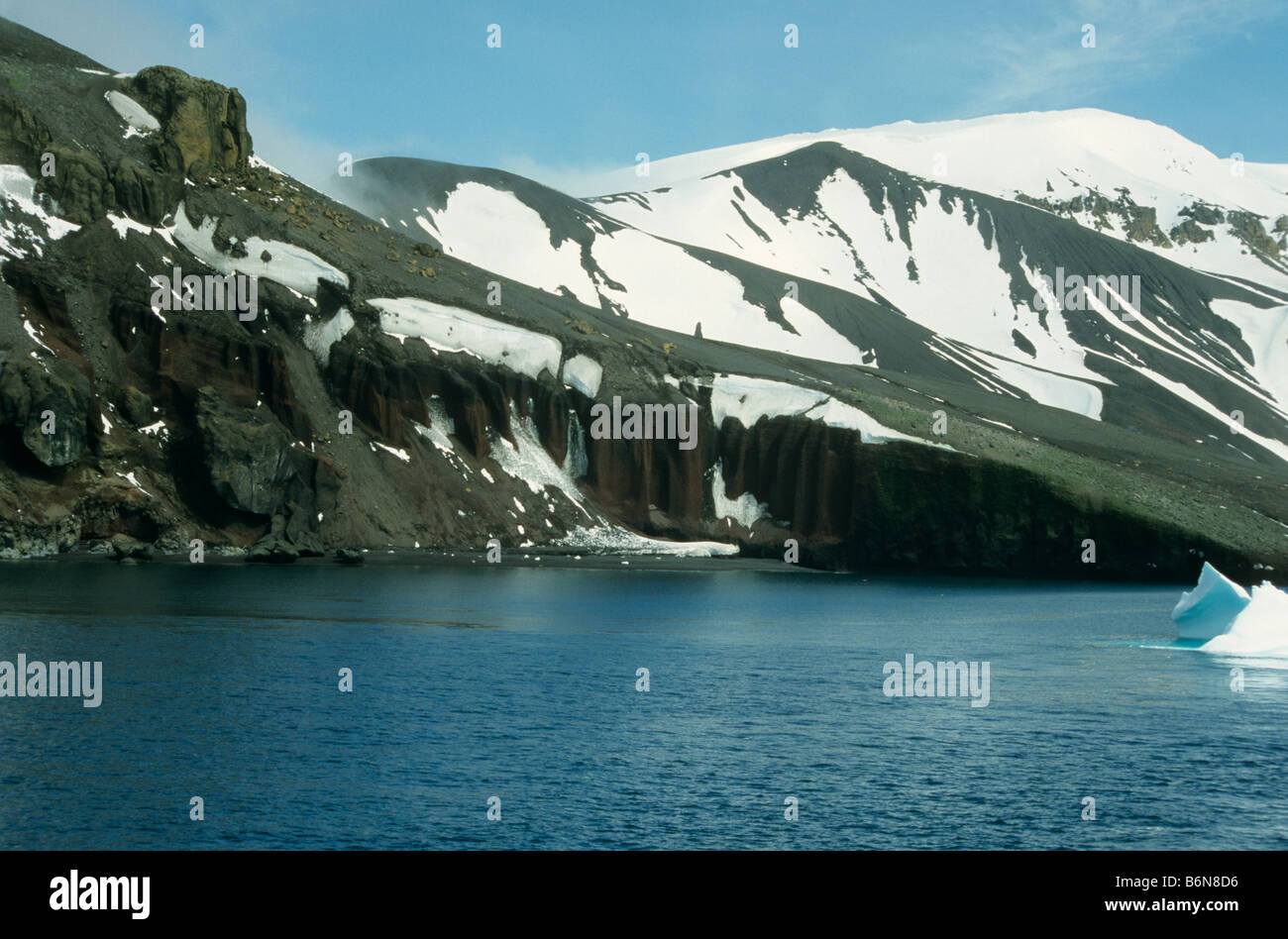 Antarctic rock formations hi-res stock photography and images - Alamy