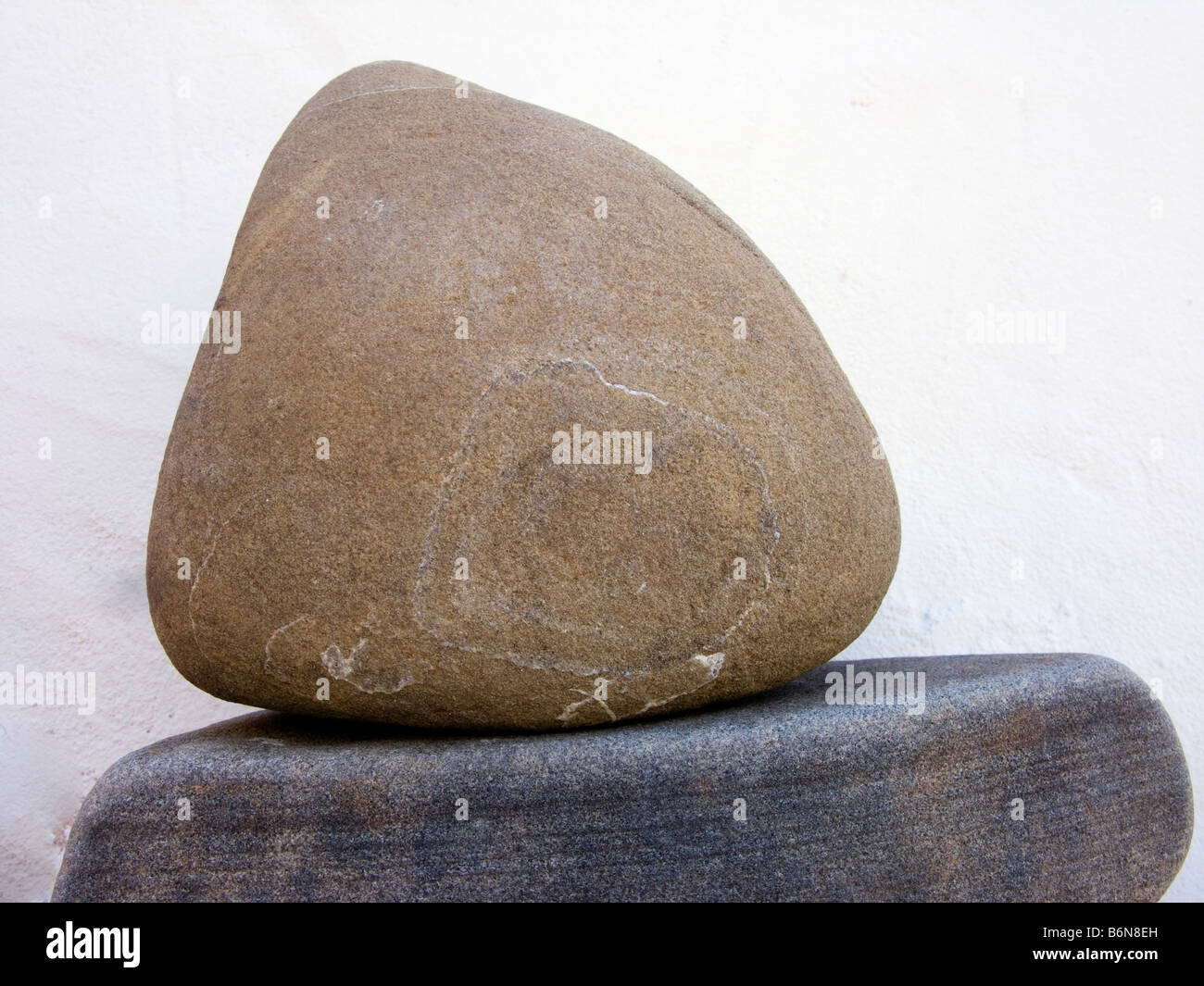 Stone in balance Stock Photo - Alamy