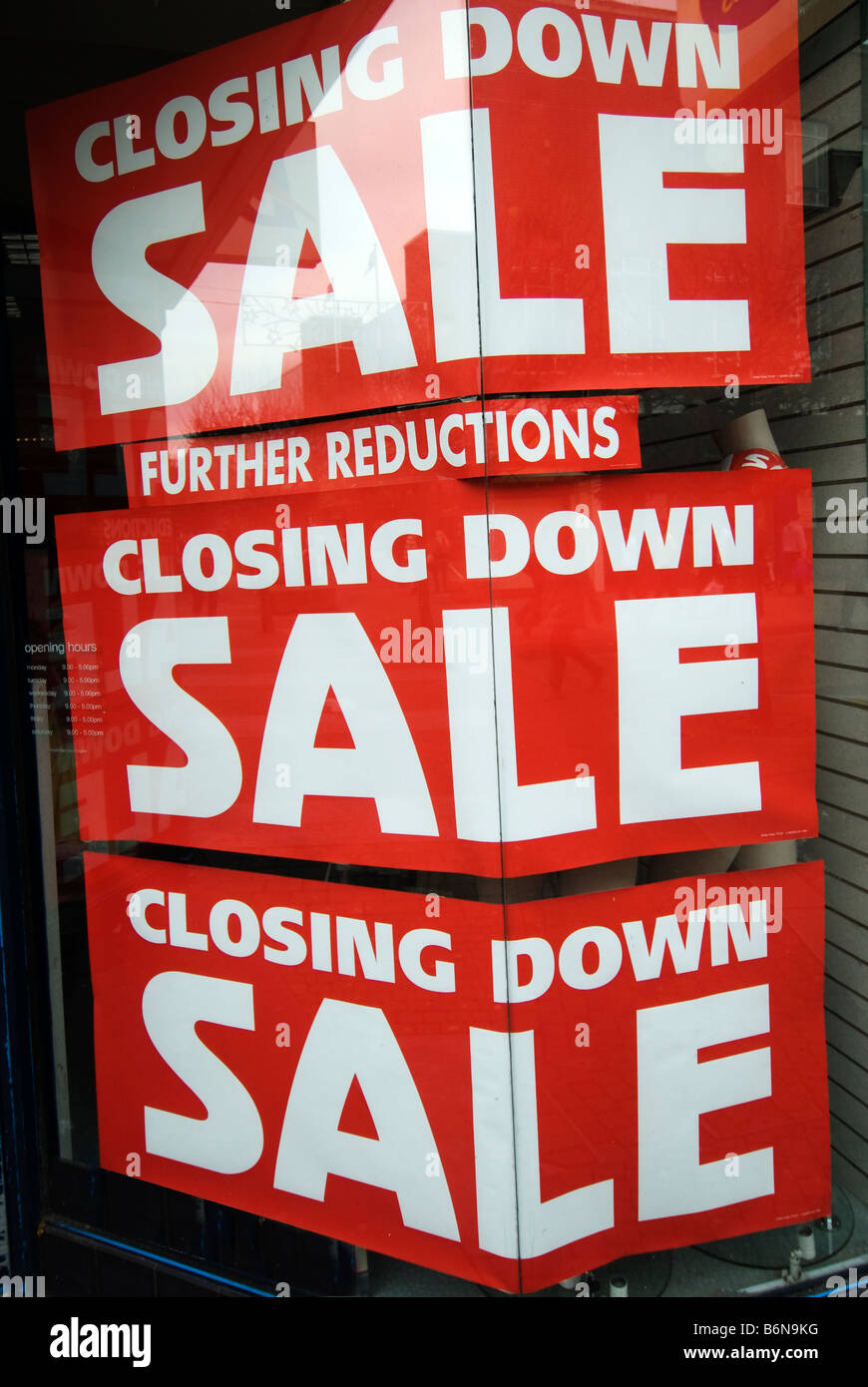 High street and closing hi-res stock photography and images - Alamy