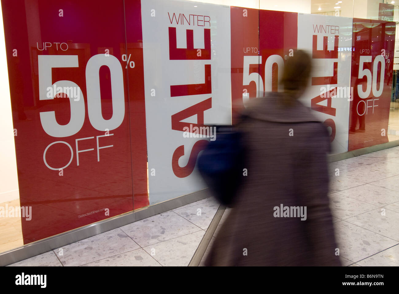 High street retail hi-res stock photography and images - Alamy