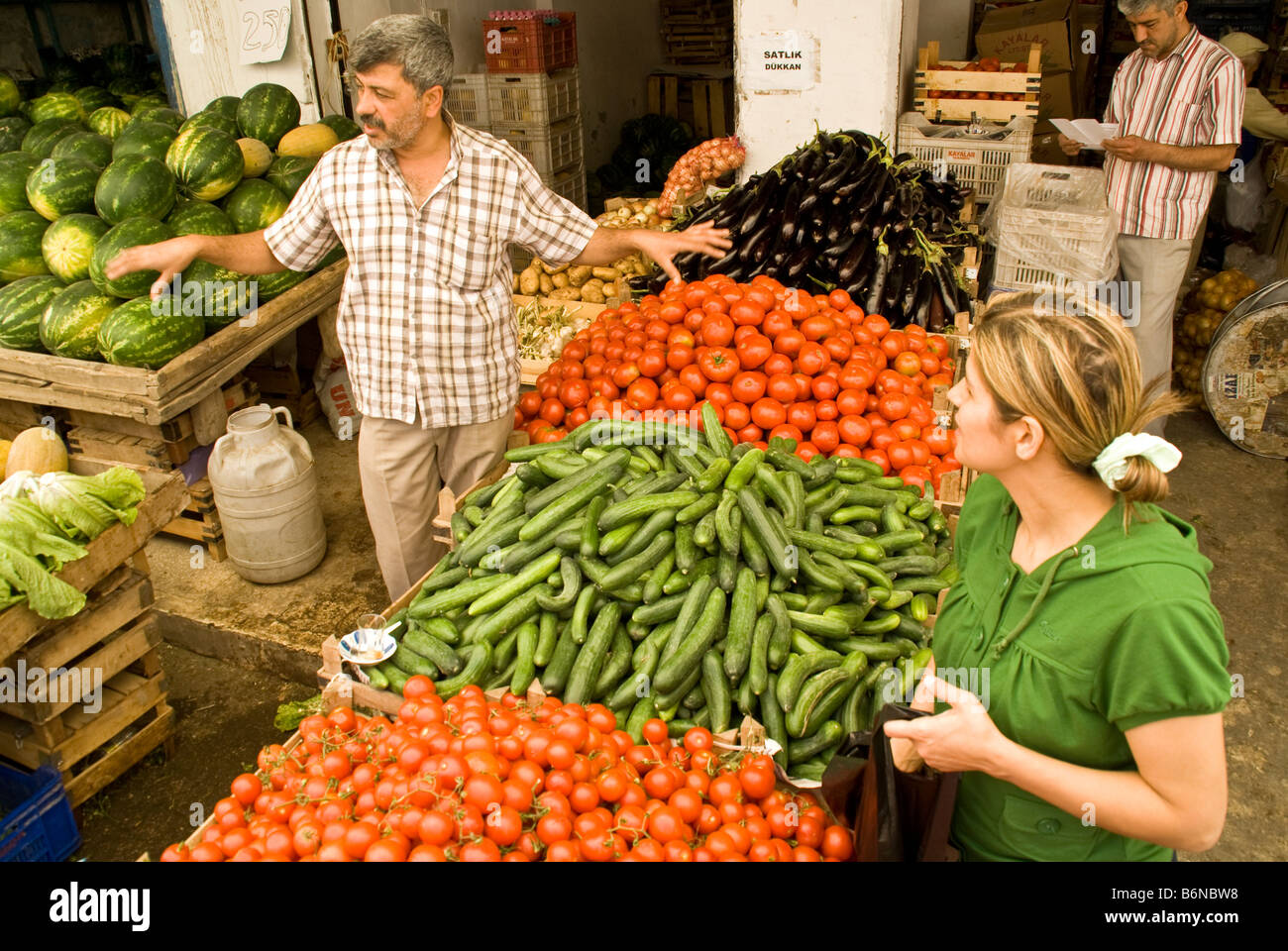 Bazaar stand hi-res stock photography and images - Alamy