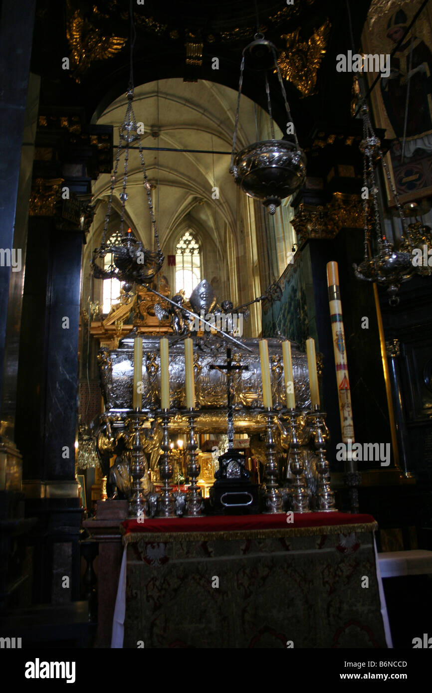 Krakow poland wawel cathedral altar chancel sanctuary krakow hi-res ...