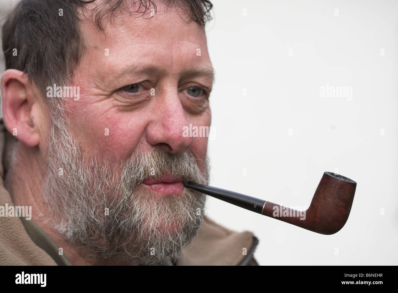 Man smoking a pipe Stock Photo - Alamy