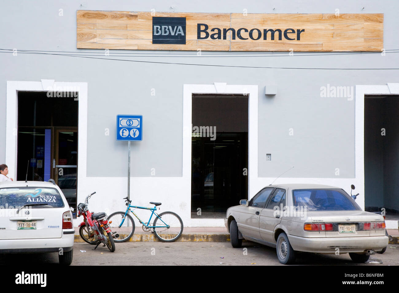 Bbva bank mexico hi-res stock photography and images - Alamy