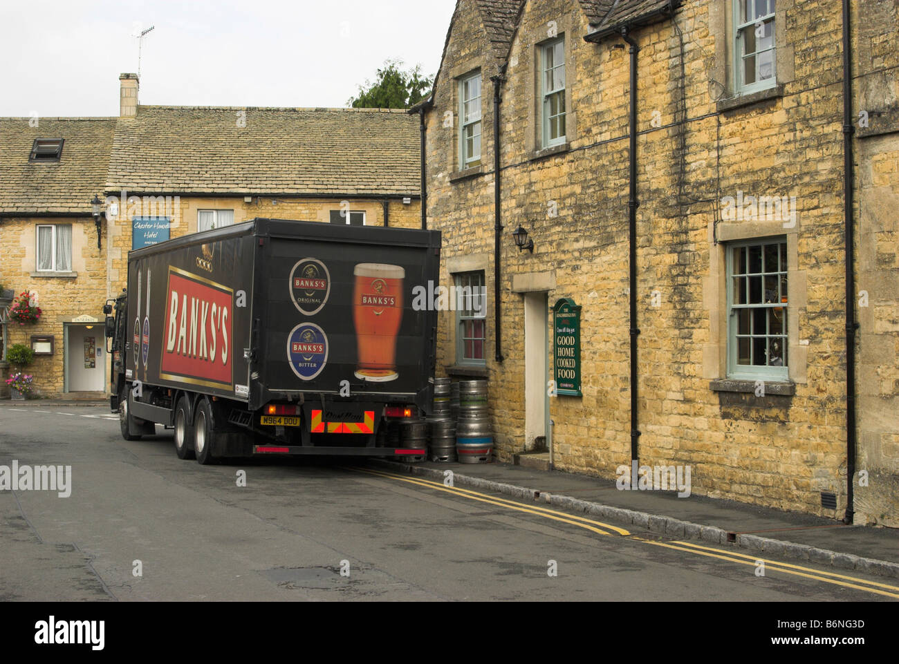 Dray lorry hi-res stock photography and images - Alamy
