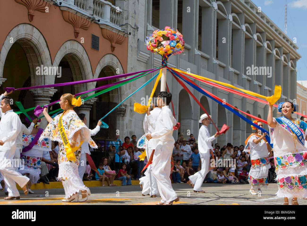 Traditional Mexican Folk Dancing display with maypole Merida Yucatan ...