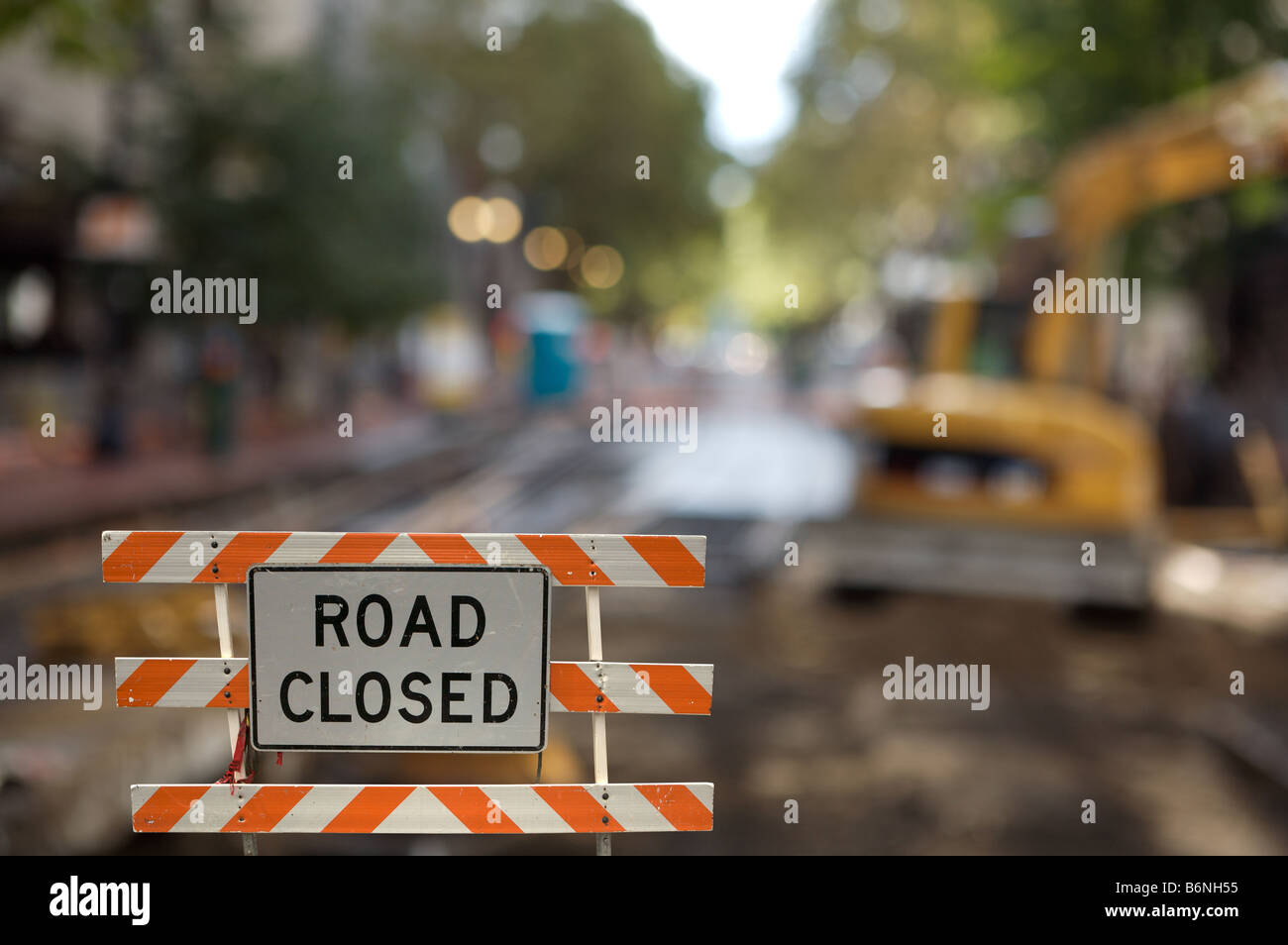 Road closed sign Cut Out Stock Images & Pictures - Alamy