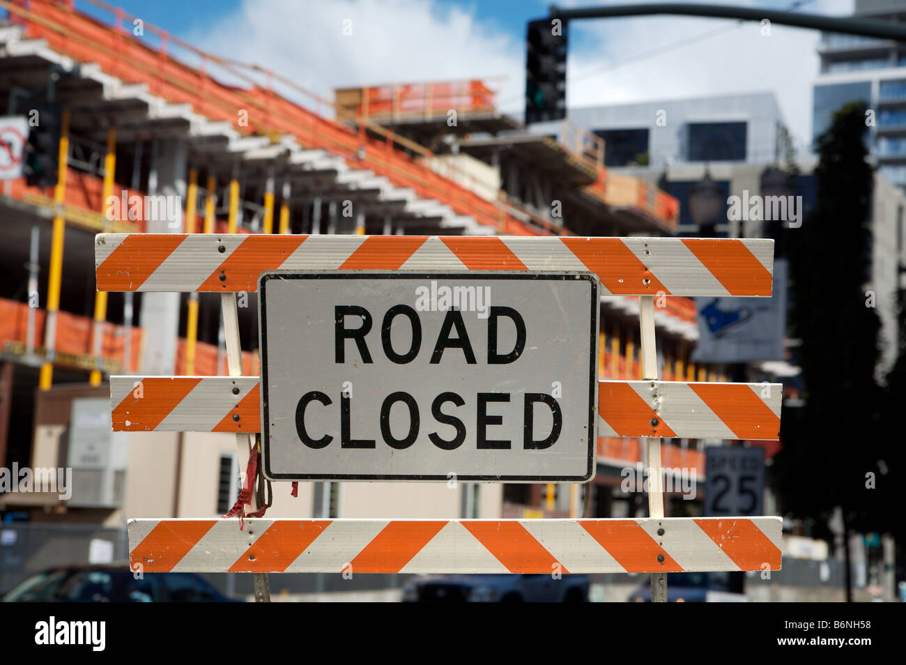 road closed traffic sign Stock Photo - Alamy