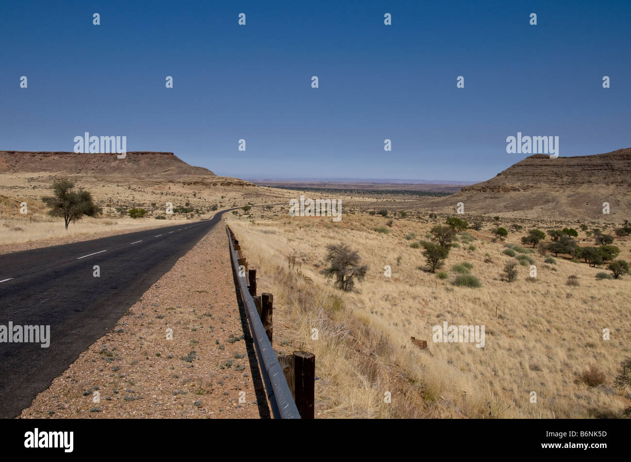 Huns mountains hi-res stock photography and images - Alamy